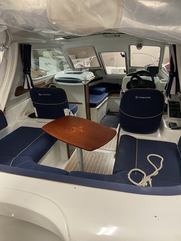 Finnmaster 6100 Royal OC + Yamaha F150 | Venekeskus.com